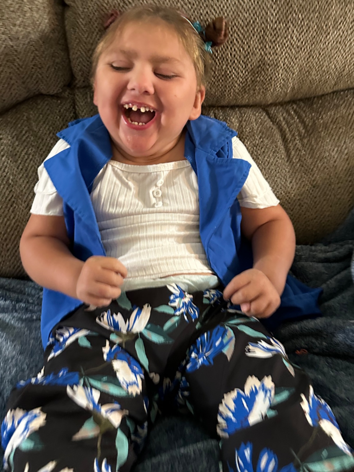 *MaeziesMedicalJourney - Fundraiser by Monica Marks on *spotfund