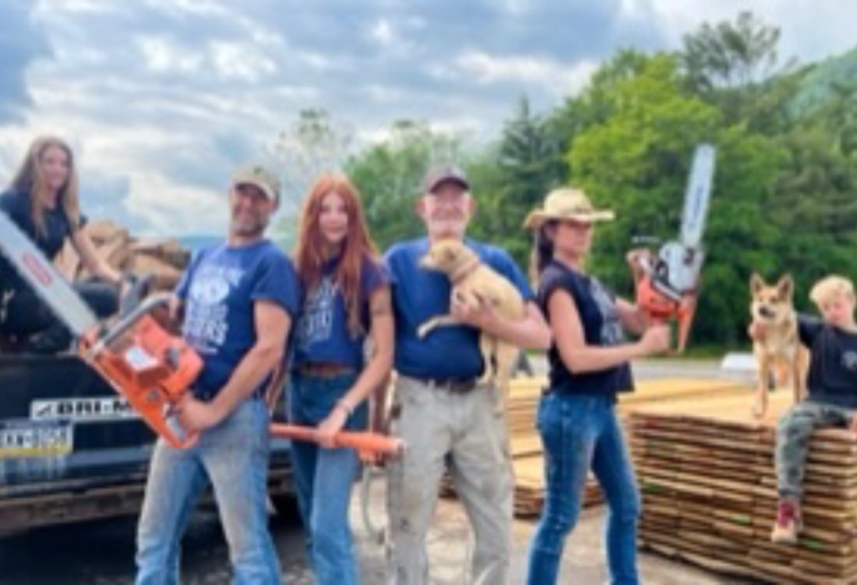 *HelpLCLYStayAfloat - Fundraiser by Emerald Breon on *spotfund