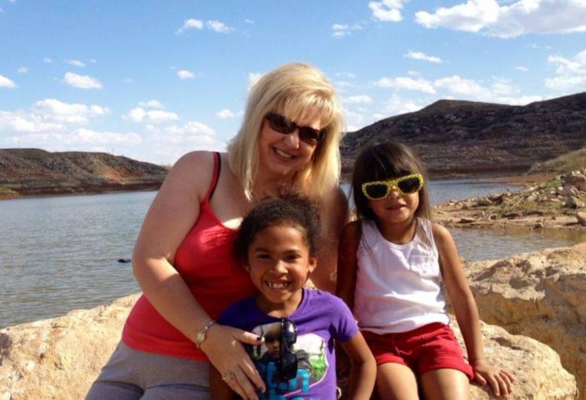 *MomLosingEverythingHelp - Fundraiser by Tracy Olson on *spotfund