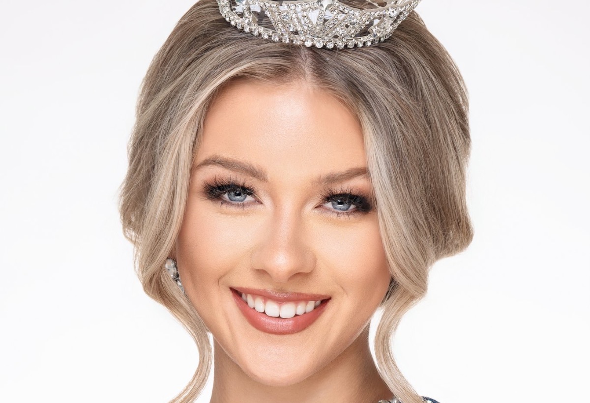 *MissArlingtonMadisonWhitbeck - Fundraiser by Madison Whitbeck on *spotfund